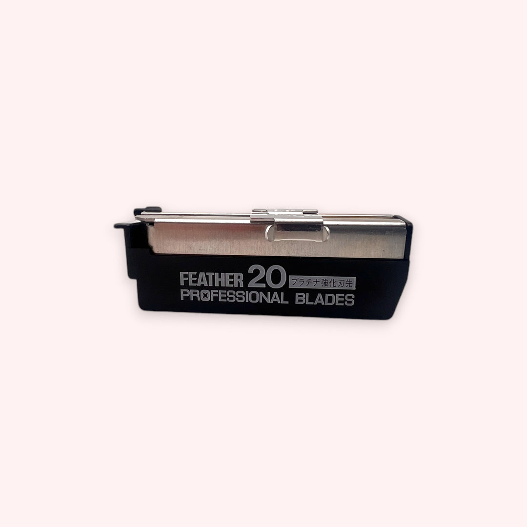 Feather Professional Artist Club Razor Blades – ShearCraft